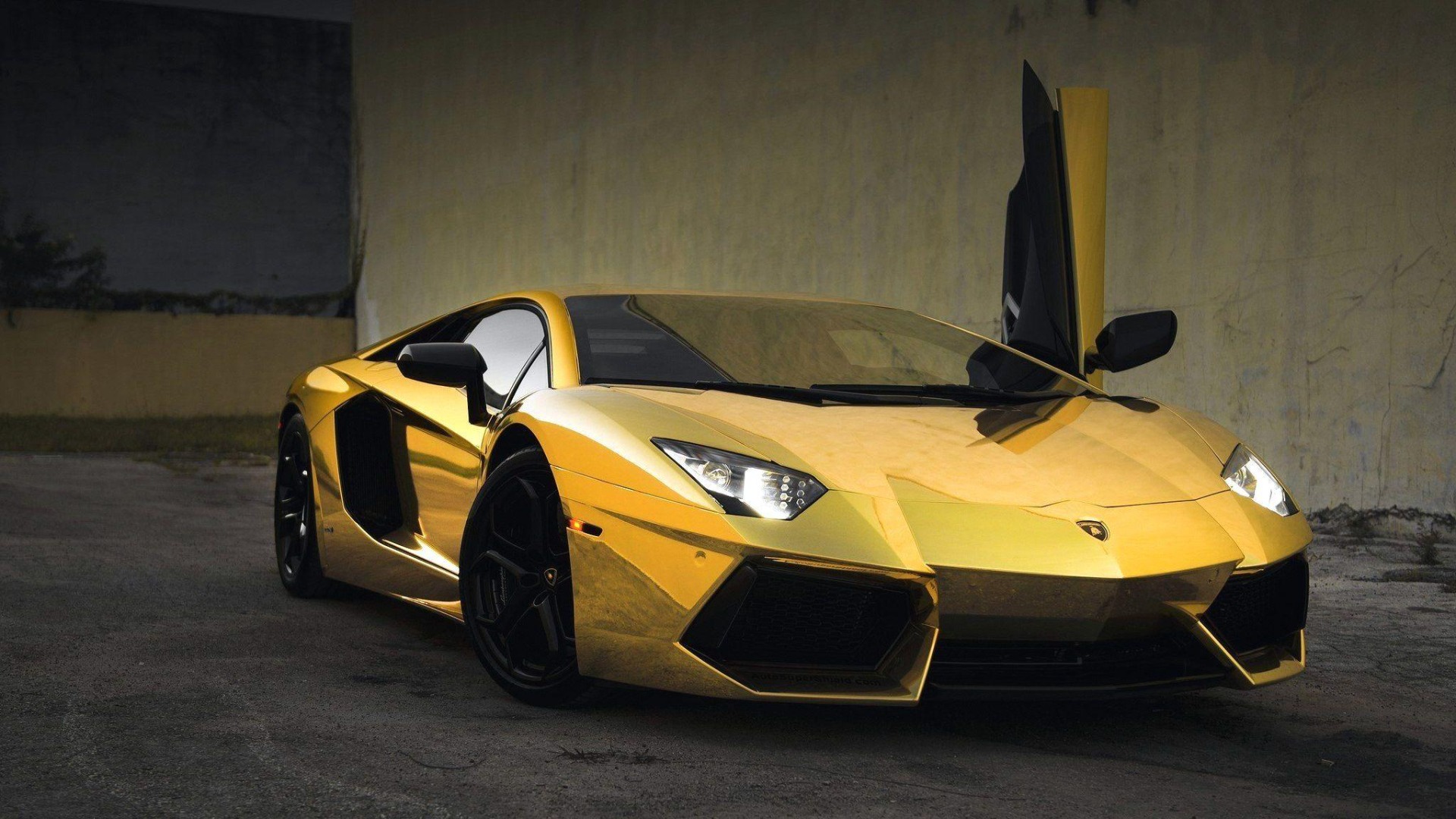Chromium Gold SuperCars Gallery
