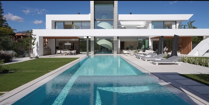 Villa Shiro