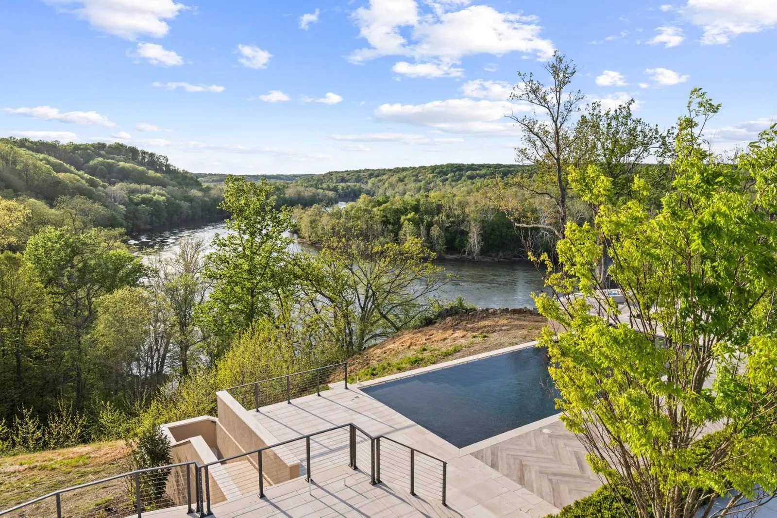 Bulls Neck Rd McLean Estate