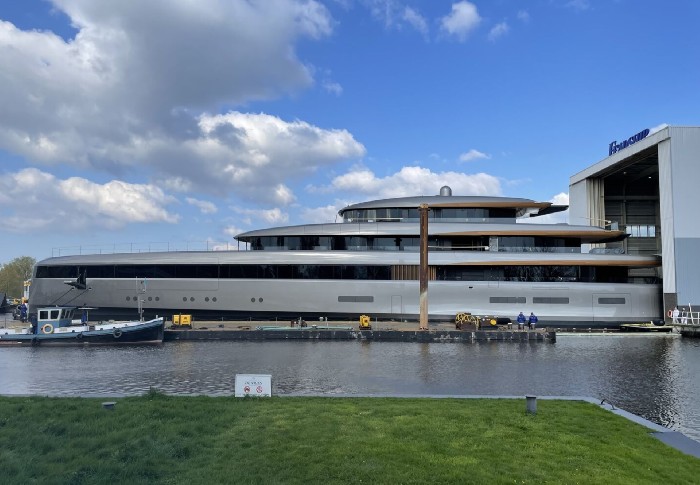 84m Feadship 710 superyacht launched
